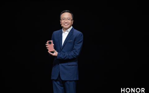 高通次旗舰座舱芯片SA8797：开启智能座舱新纪元 | 科技云